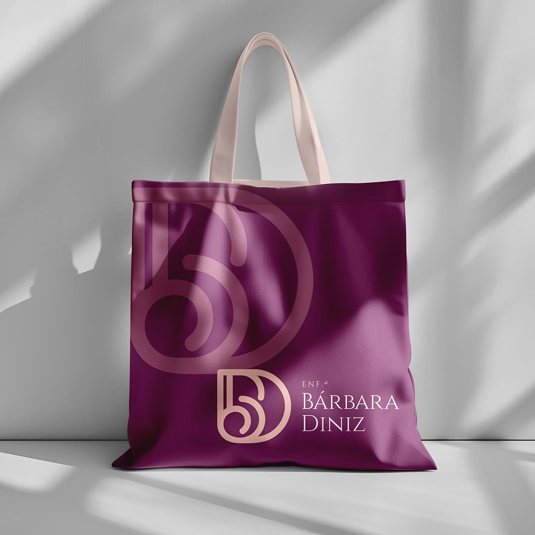 Enfermeira Bárbara Diniz | Portfólio - WCRIA Design Criativo